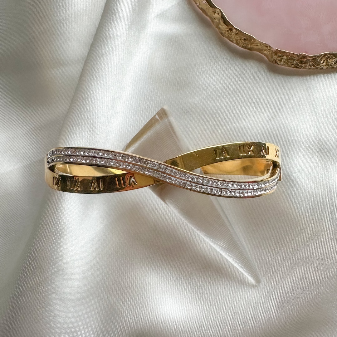 Roman Numeral Infinity Gold Bangle - Etsy