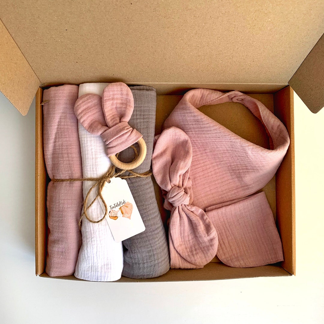 Newborn Baby Gift Set, Personalized Gift Box Baby Boy and Girl, Baby ...