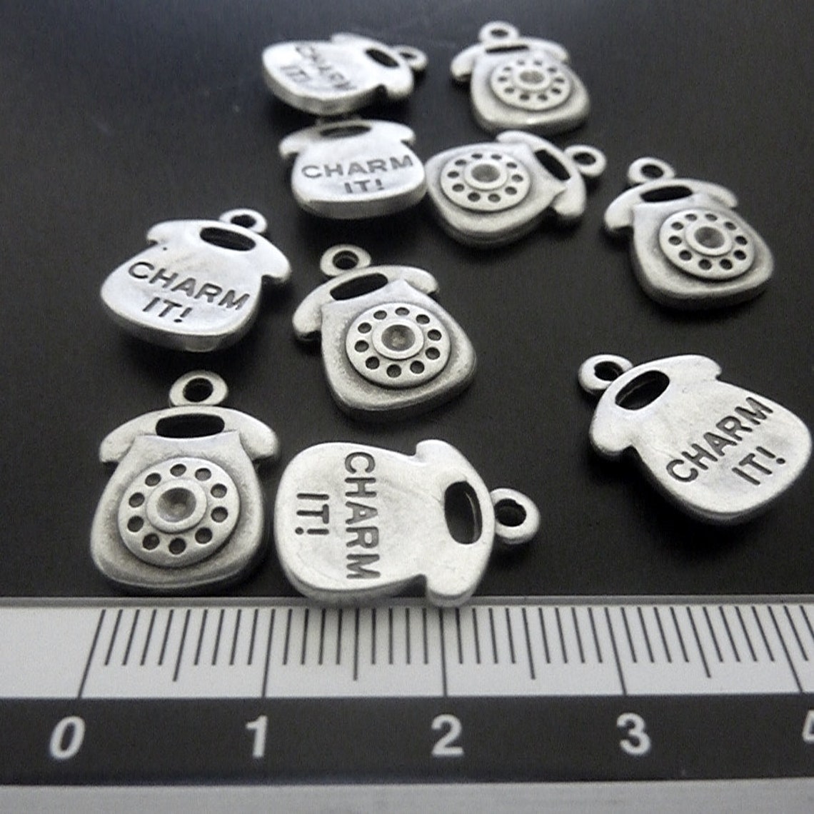 Charm It Telephone Pendants, Rotary Phone Model, Metal Telephone Charms ...