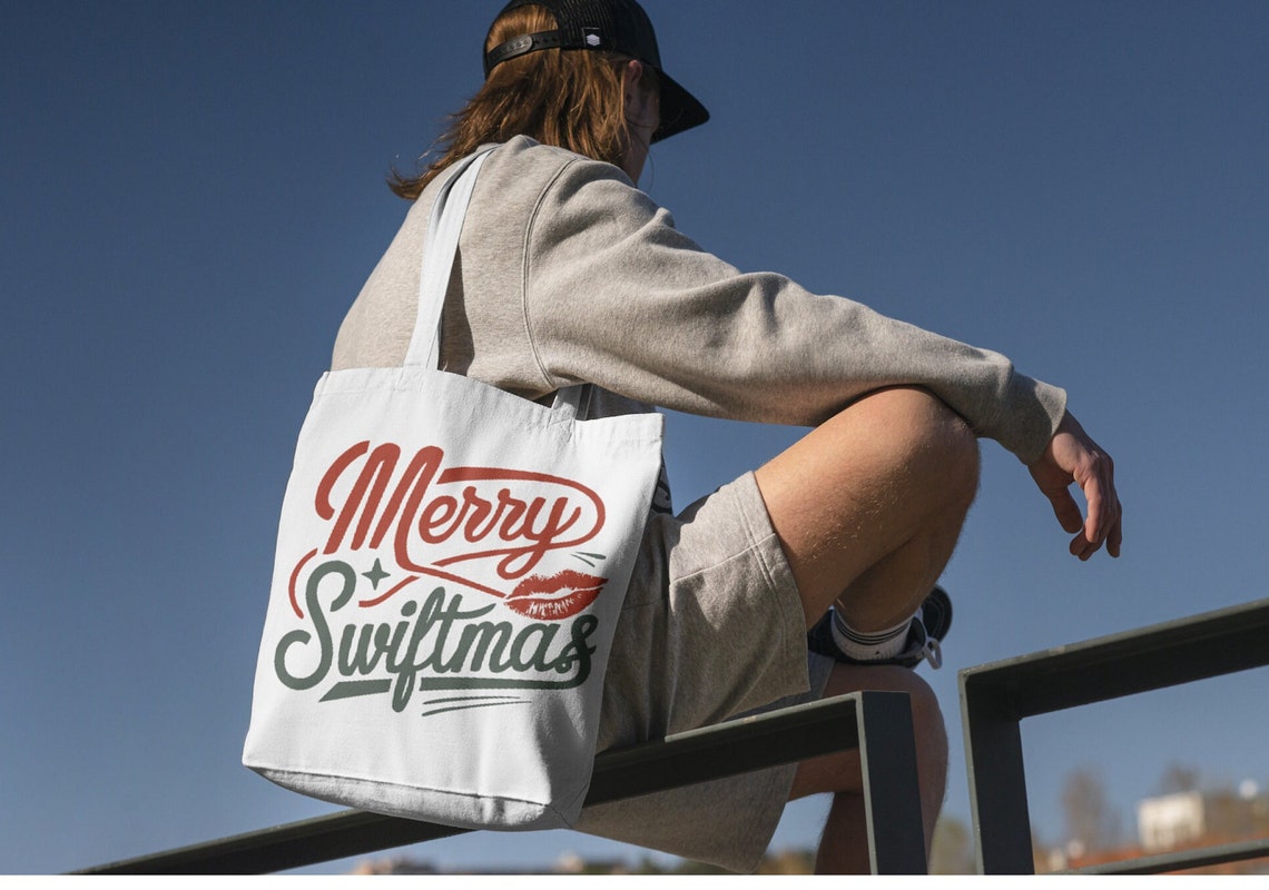 Merry Swiftmas SVG and PNG, Swift, Swifty Gifts, Svg, University Swift ...