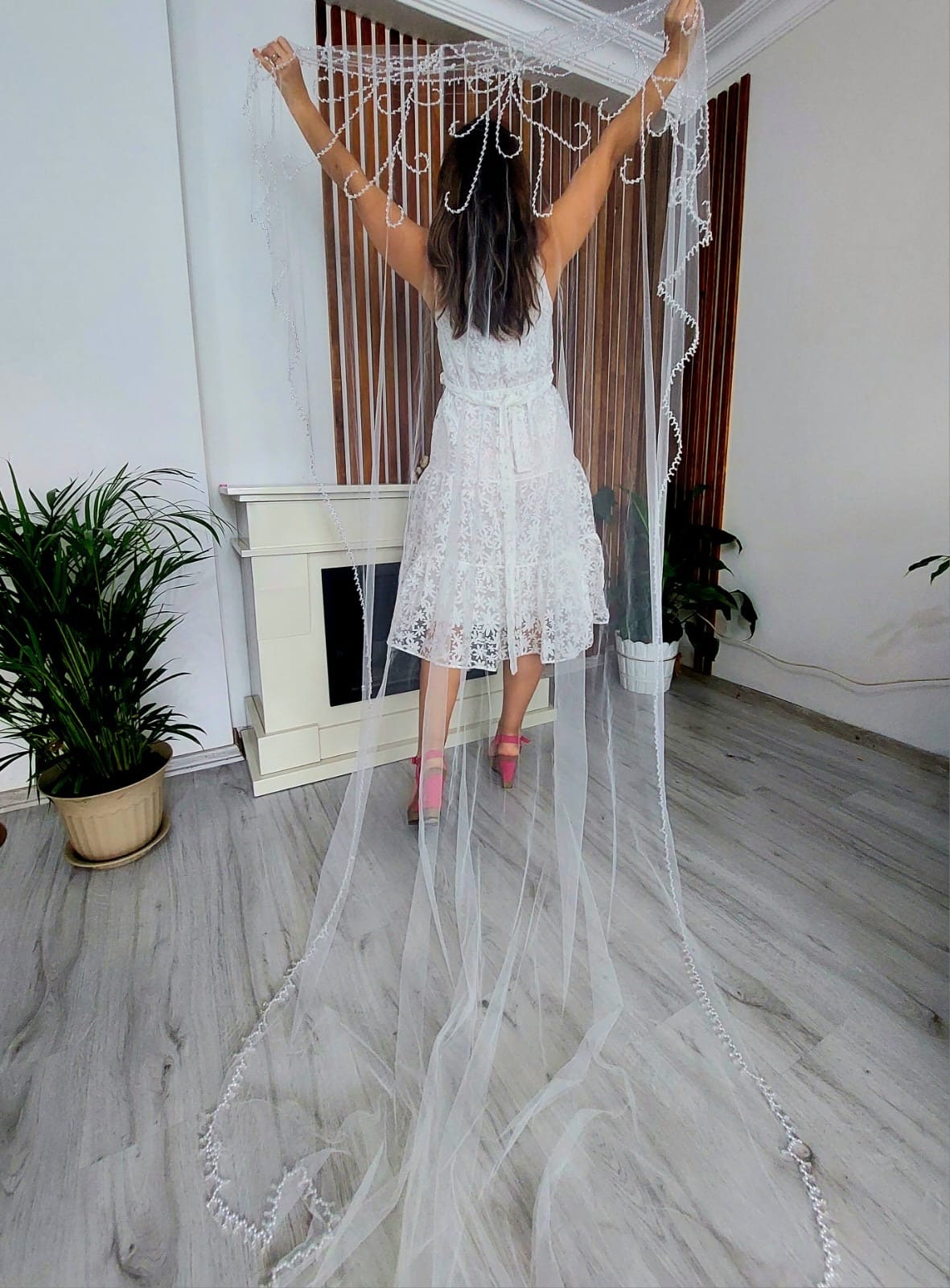 Beaded Bridal Veil, Veil With Beads and Pearls, Cathedral Wedding ...