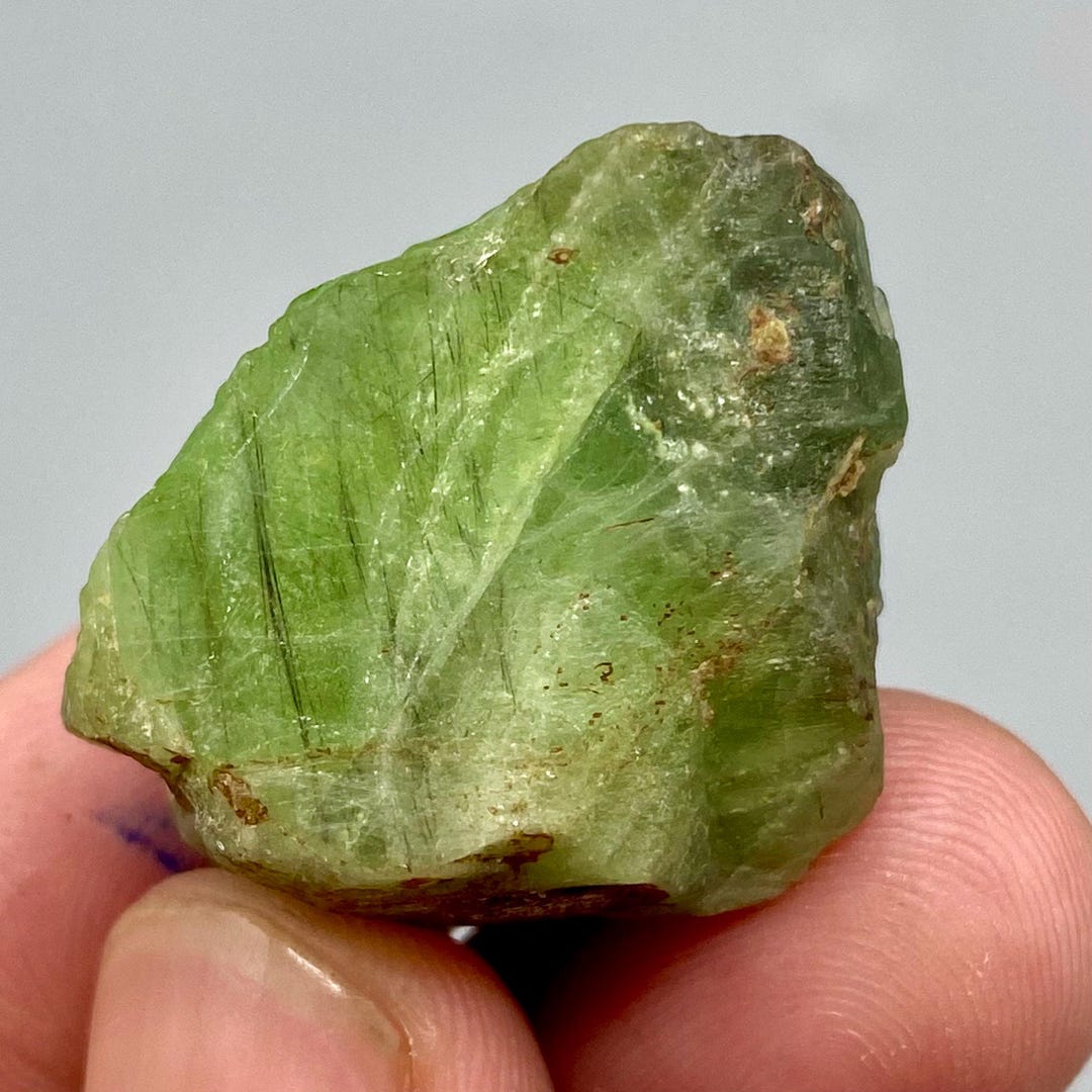 Natural Rutile Peridot Specimen With Rainbow Inclusion From Pakistan ...