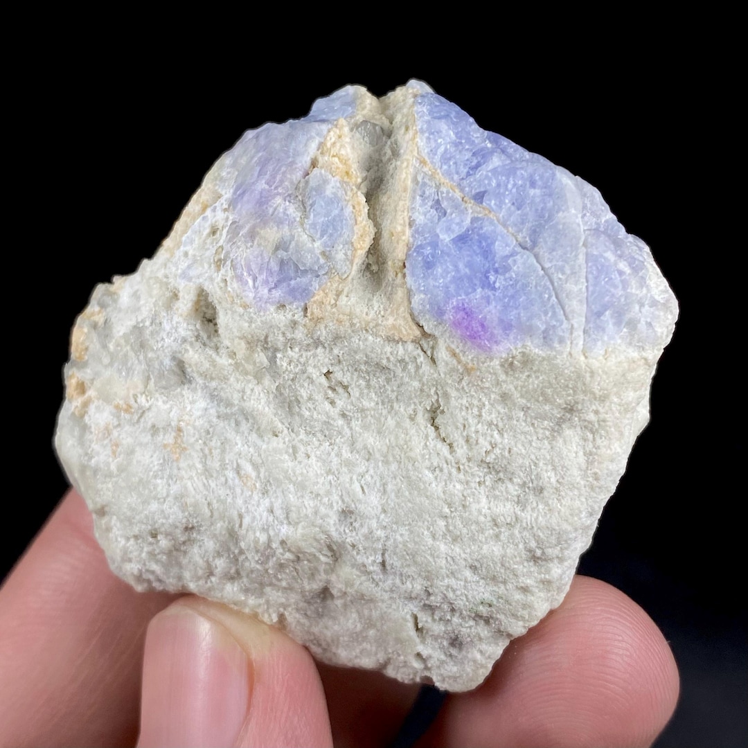 Fluorescent Hackmanite Specimen: 69 Gram Gemstone Mineral From ...
