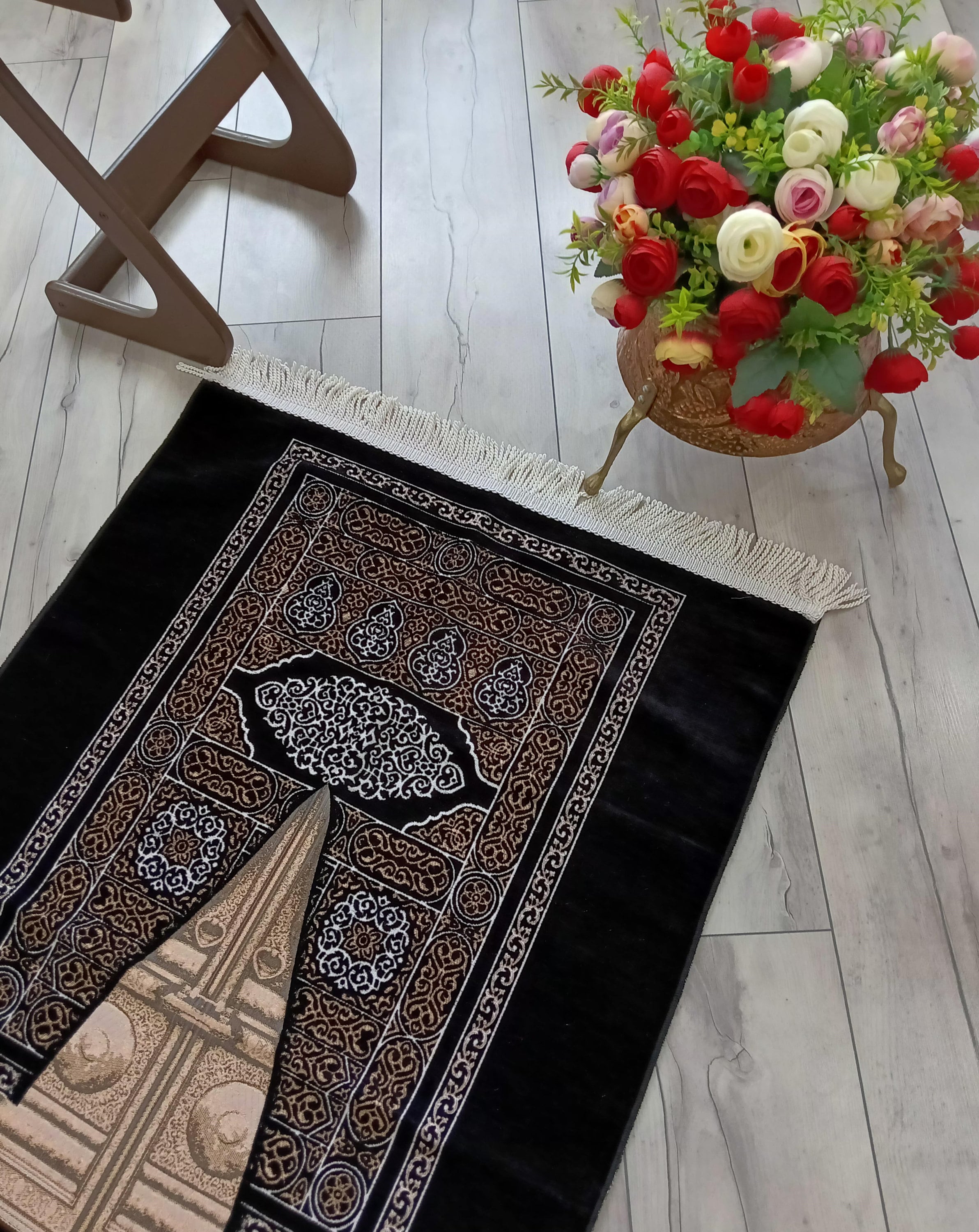 Kaaba Door Pattern Prayer Mat: Black Chenille Islamic Rug - Etsy