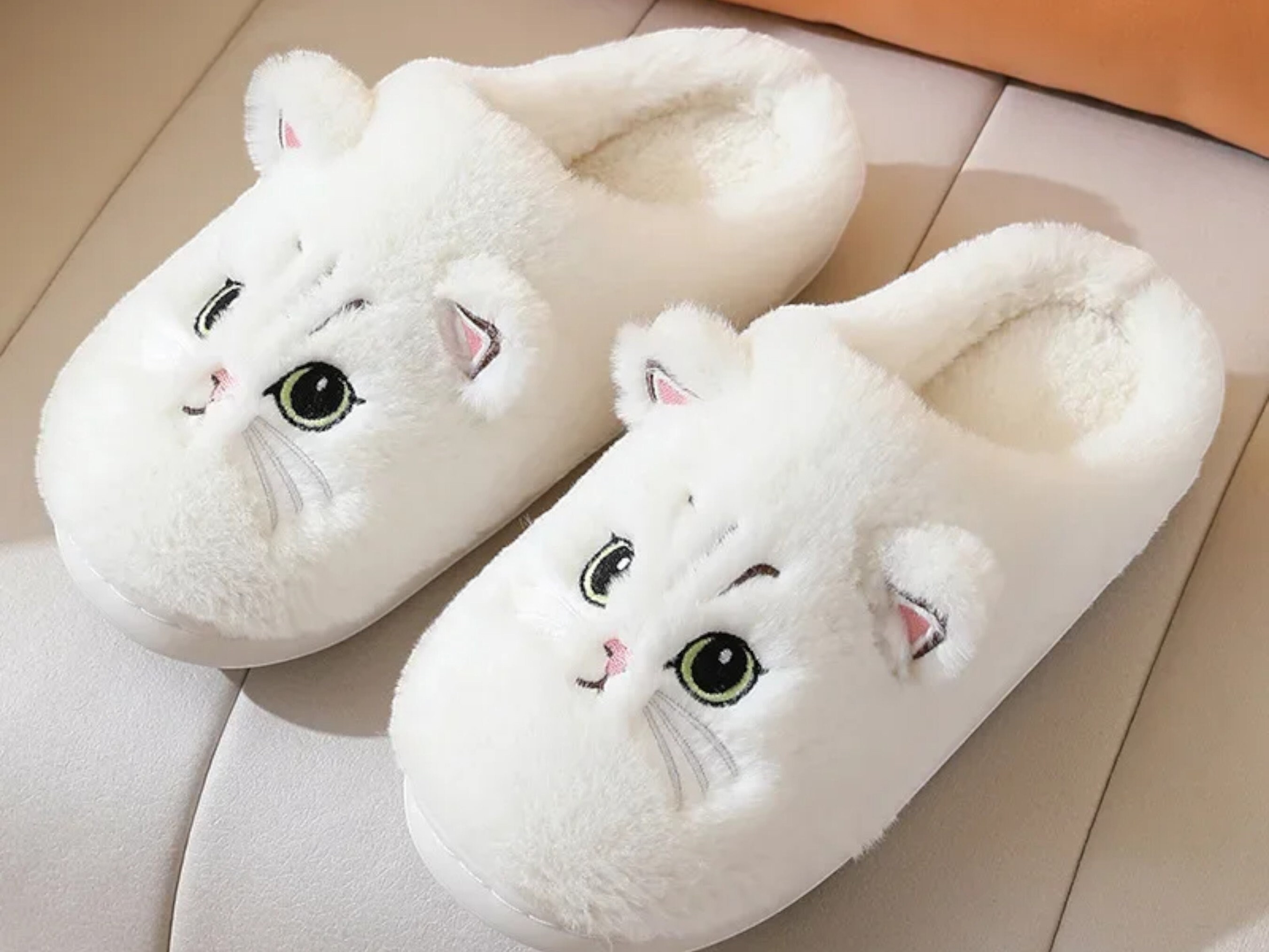 Winter Plush Cartoon Cat Slippers Women's Fluffy Furry Platform Slides ...