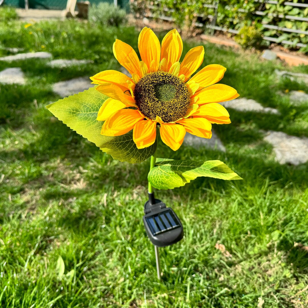 Sunflower Garden Solar Lamp, Waterproof Solar Lights for Outdoors ...