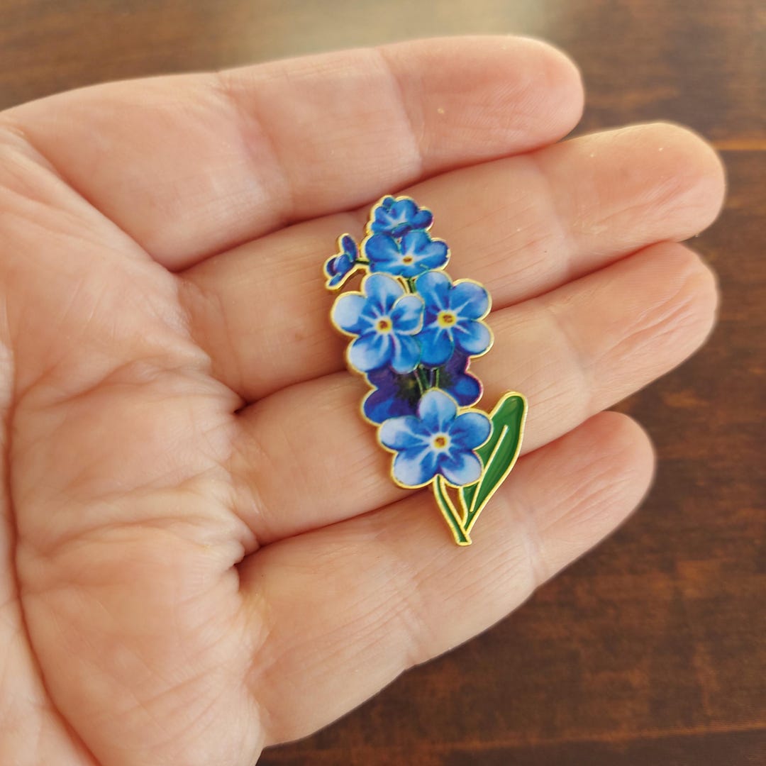 Forget-me-nots Pin Badge, Baby Loss, Miscarriage, Alzheimers, Dementia ...