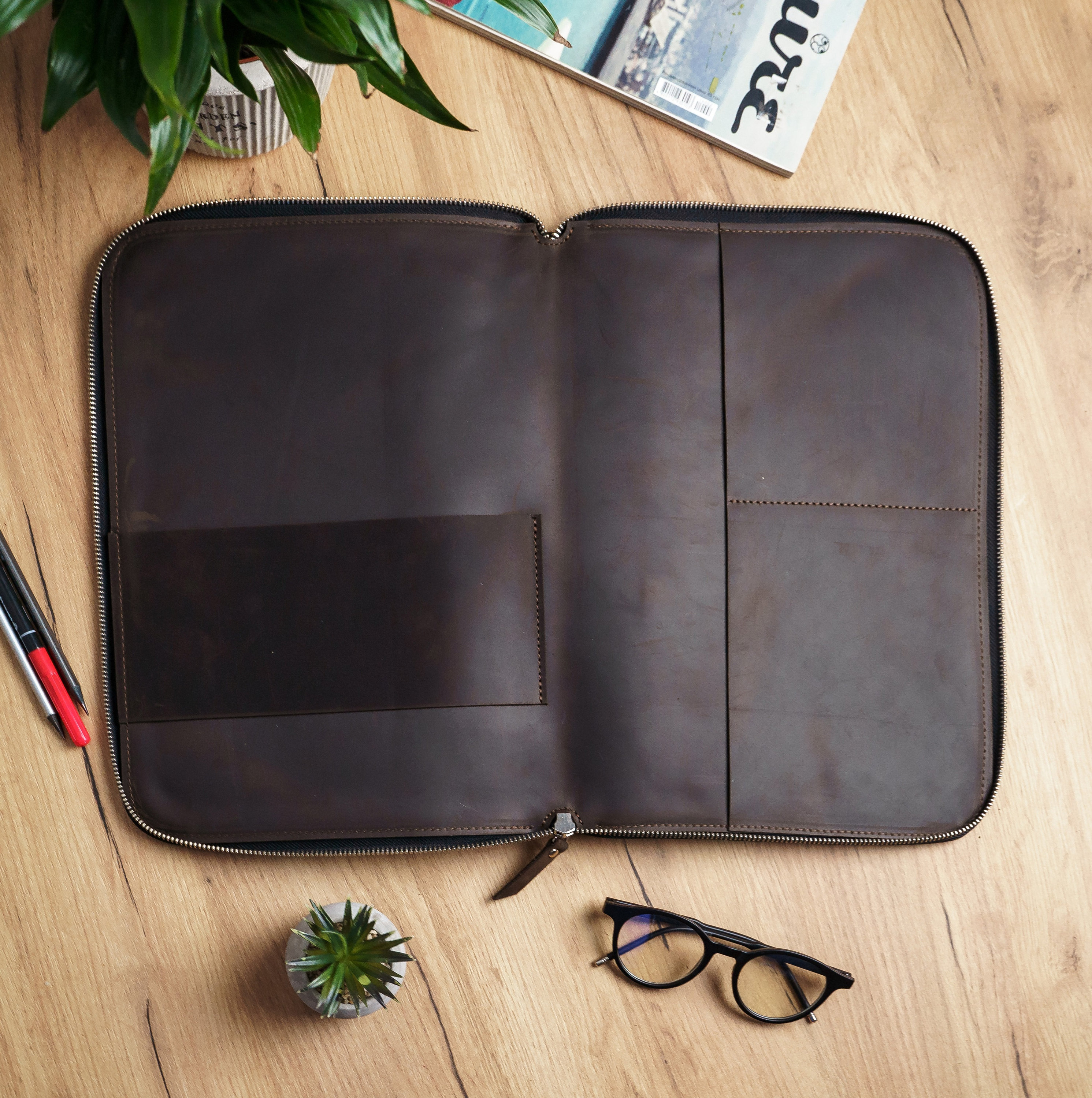 Portfolio With Logo, Zipper Book Cover, Padfolio With Zipper, Leather ...