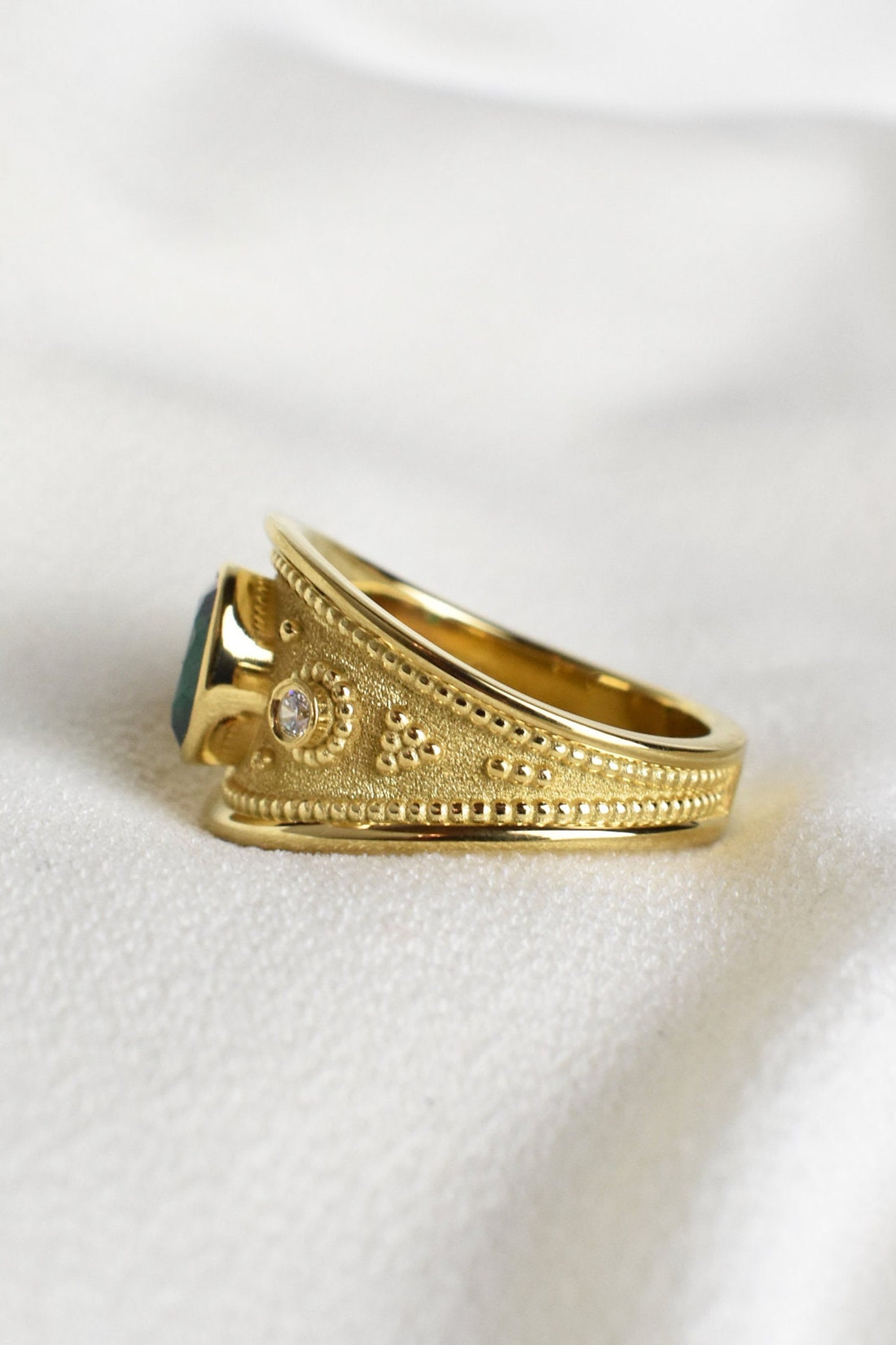 Gold Roman Empire Ring, Emerald Stone Italian Ring, Ancient Italian Ring, Etruscan Ring, Gold ...