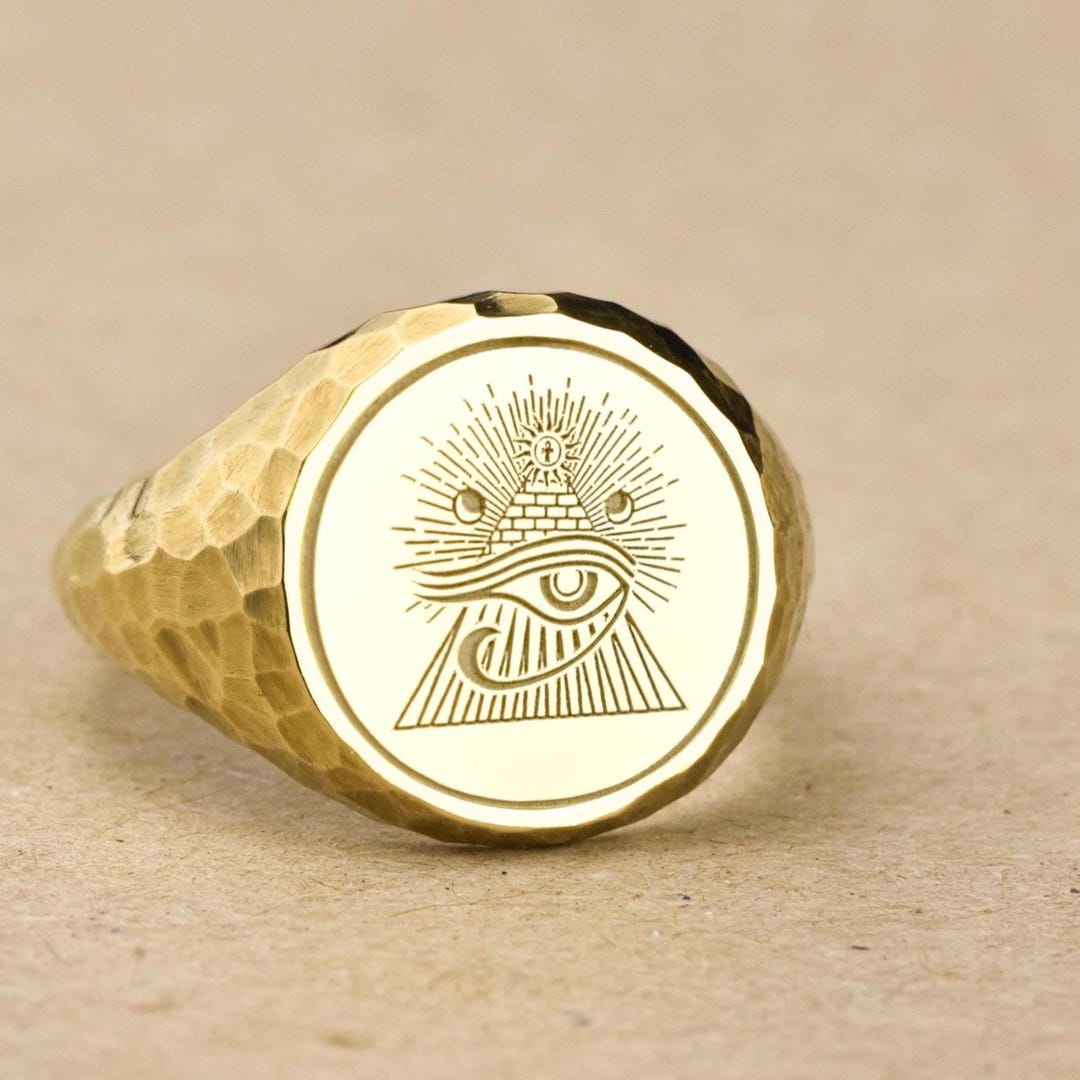 14K Gold Eye of Horus Signet Ring, Hammered Egyptian Jewelry ...