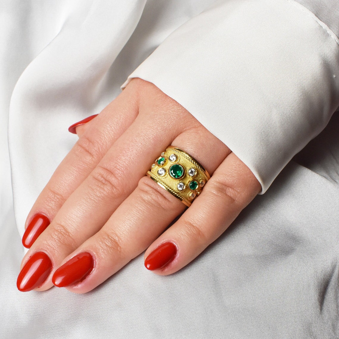 Gold Spanish Emerald Ring, 18th Century Spanish Gold Jewelry, Iberian ...