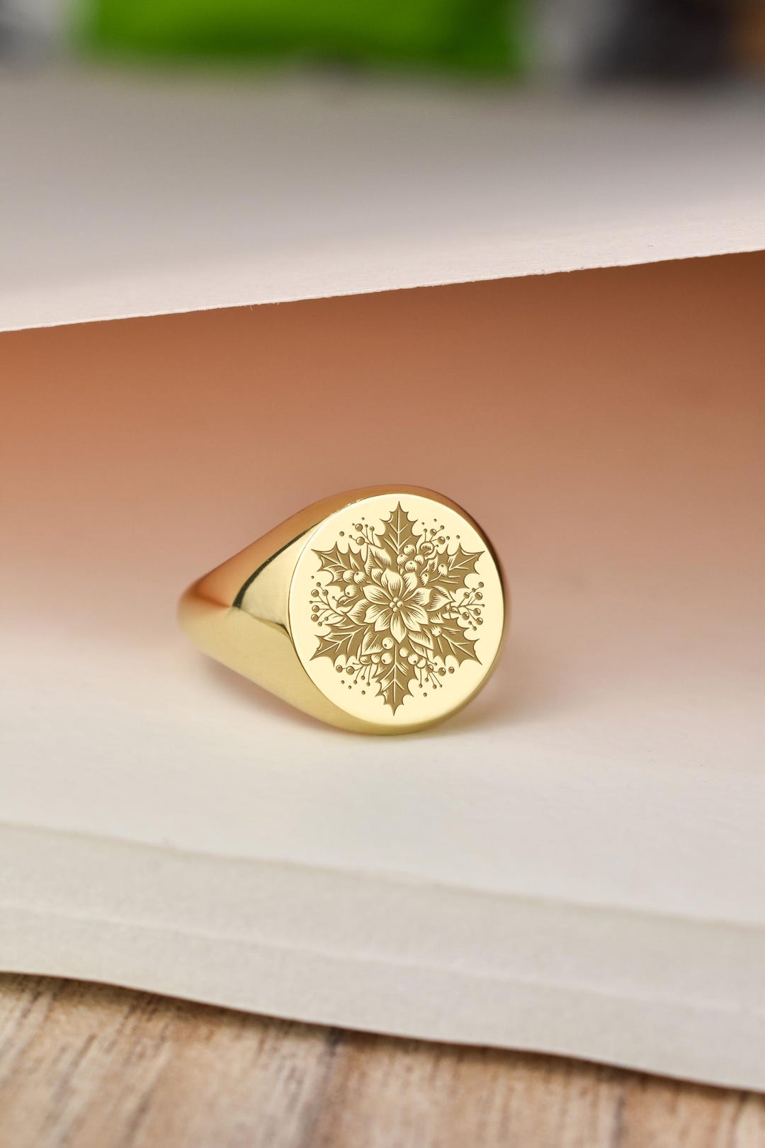 14K Gold Holly Flower Signet Ring, Custom December Birth Flower Signet ...