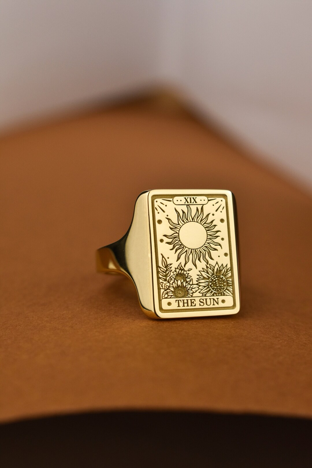 14K Gold the Sun Tarot Card Signet Ring, Rectangle Tarot Card Ring ...