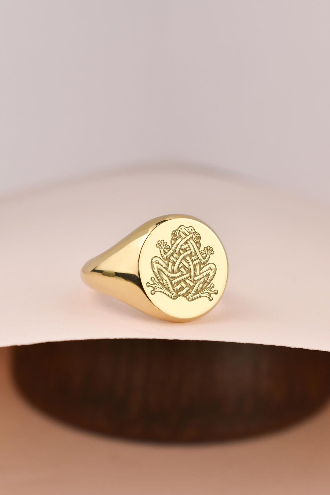 14K Gold Celtic Knot Frog Signet Ring, Custom Toad Ring, Stylized ...