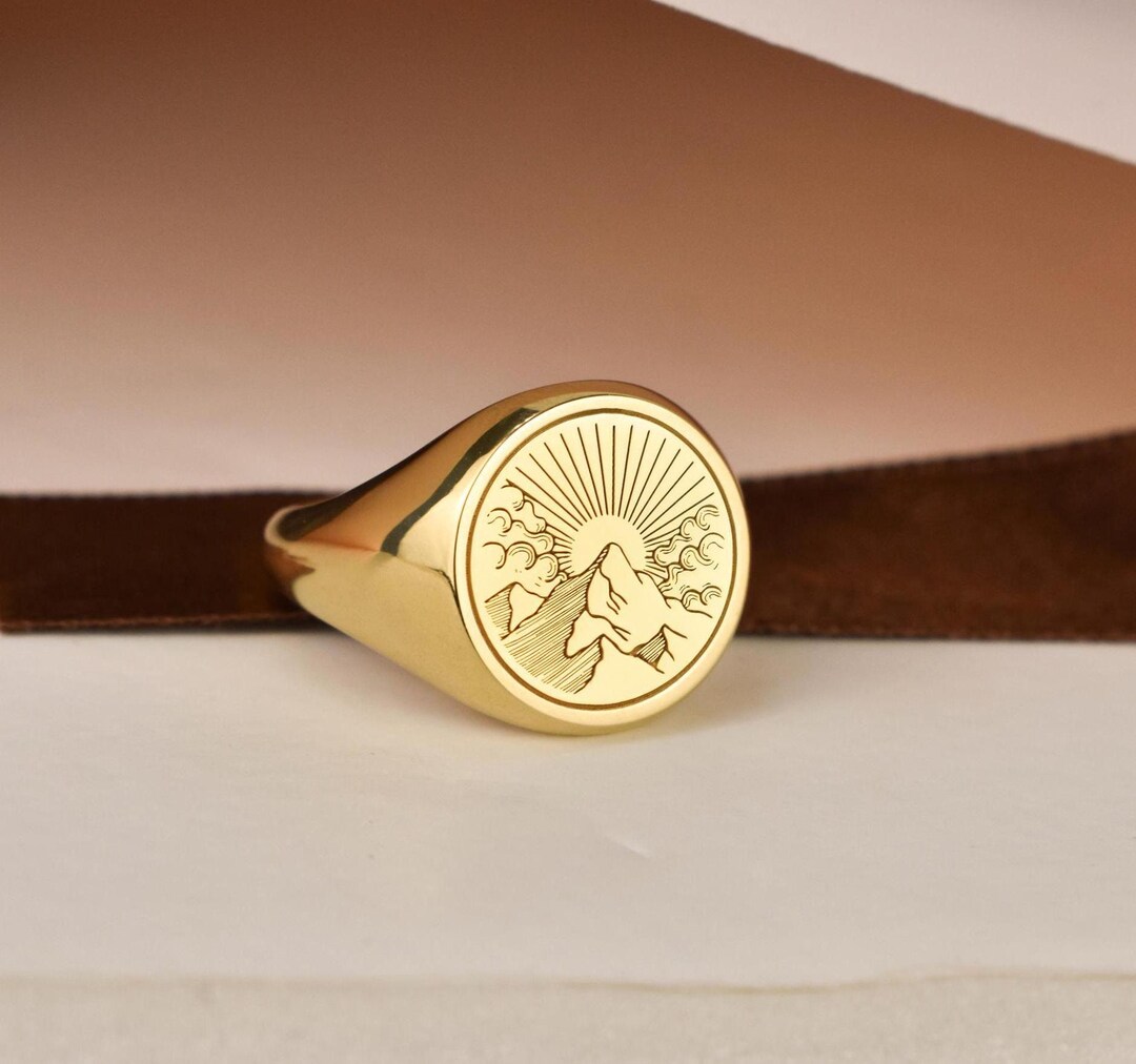 14K Gold Mountain Signet Ring, Travel Jewelry, Celestial Mountain Ring ...