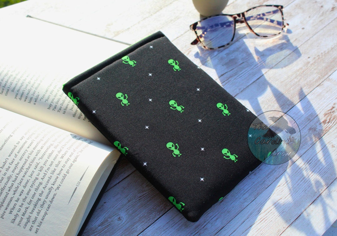 Cryptids Alien Trippy Padded Kindle Sleeve Paperwhite E-reader Tablet ...