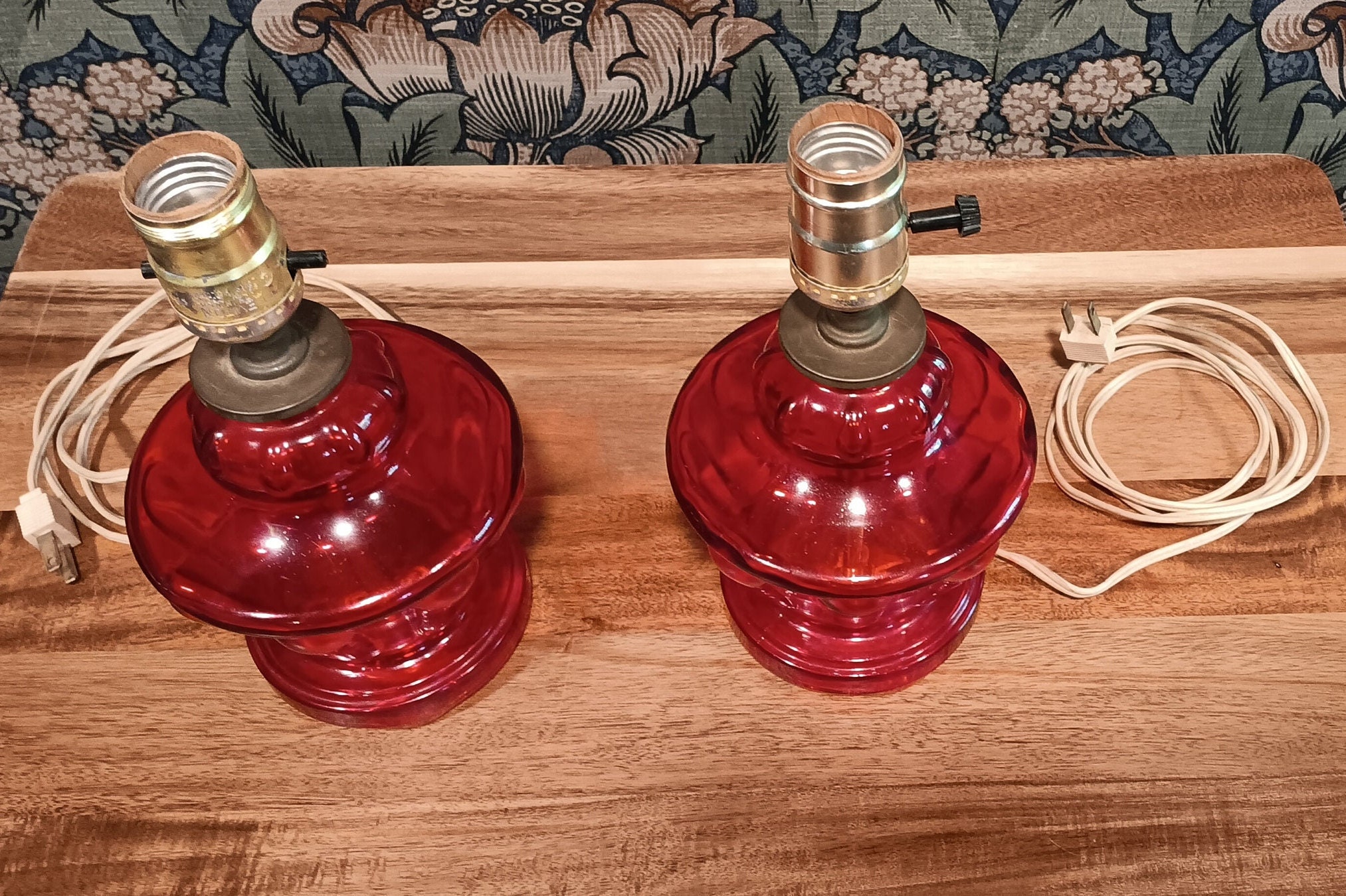 Vintage 1950's Underwriters Laboratories Pair of Red Glass Table Lamp ...