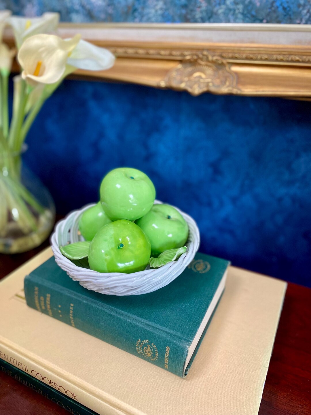 Vintage Italian Ceramic Apple Basket Centerpiece, White Lattice Fruit ...