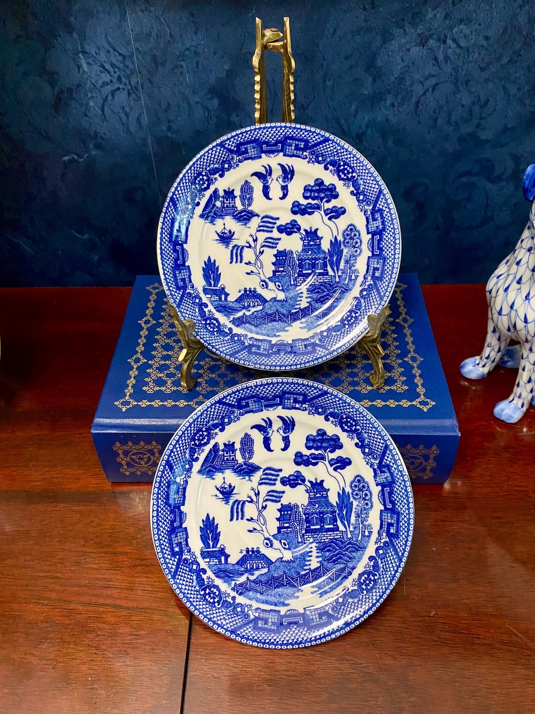 Pair of 5.75” Vintage White & Blue Willow Pattern Plates, English ...