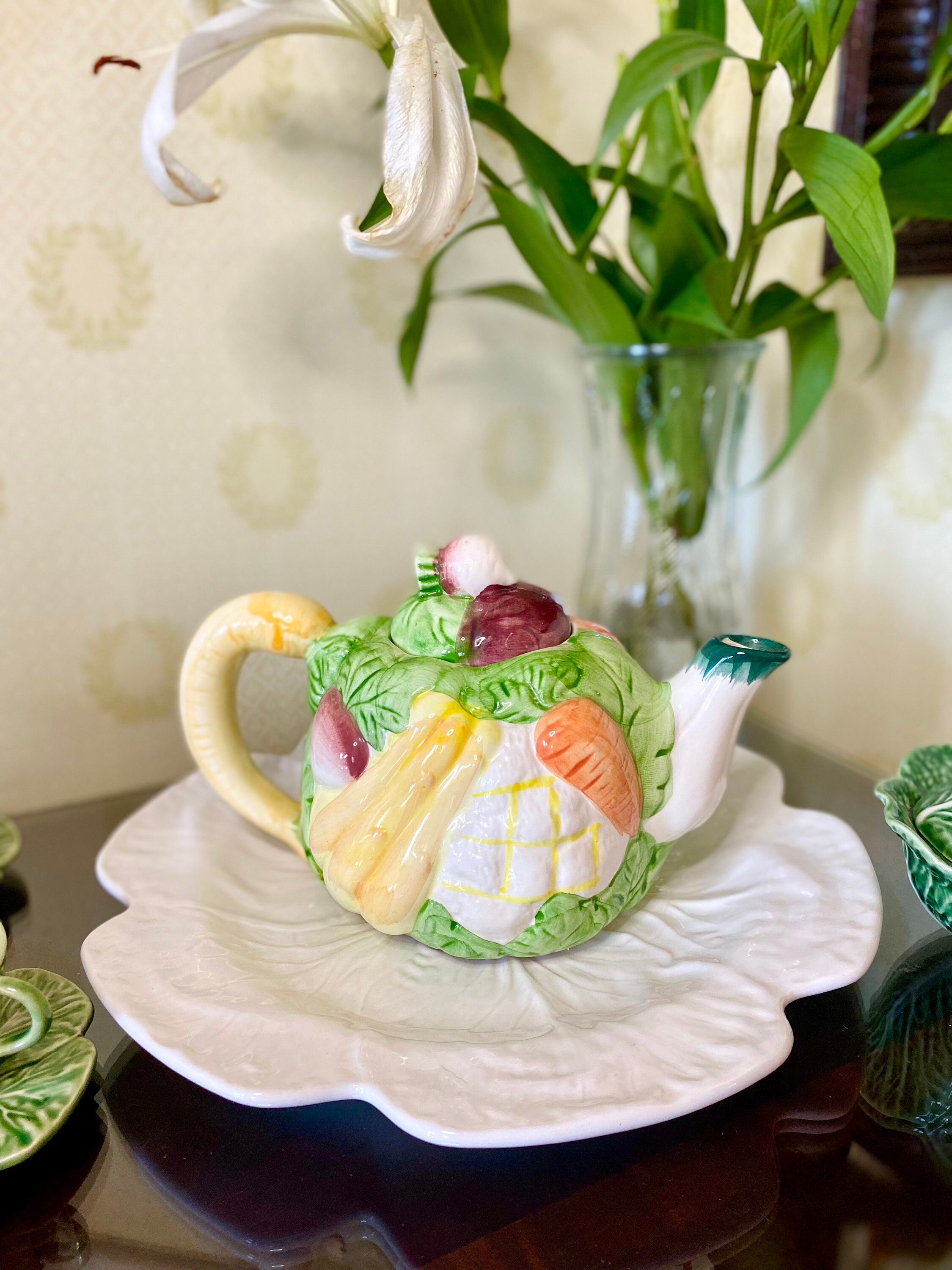 Whimsical Vintage Vegetables Themed Majolica Style Ceramic Hand-painted ...