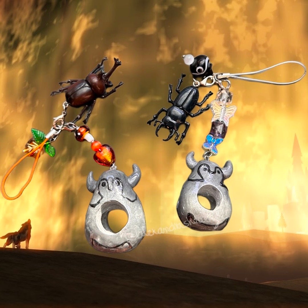 Zelda Twilight Princess Keychain Horned Statuette With Charms Temple of ...