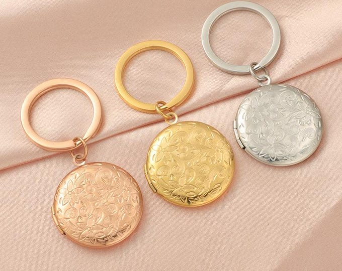 Locket Keychain With Photo, Gold or Silver, Classic Plain Locket, Men's ...