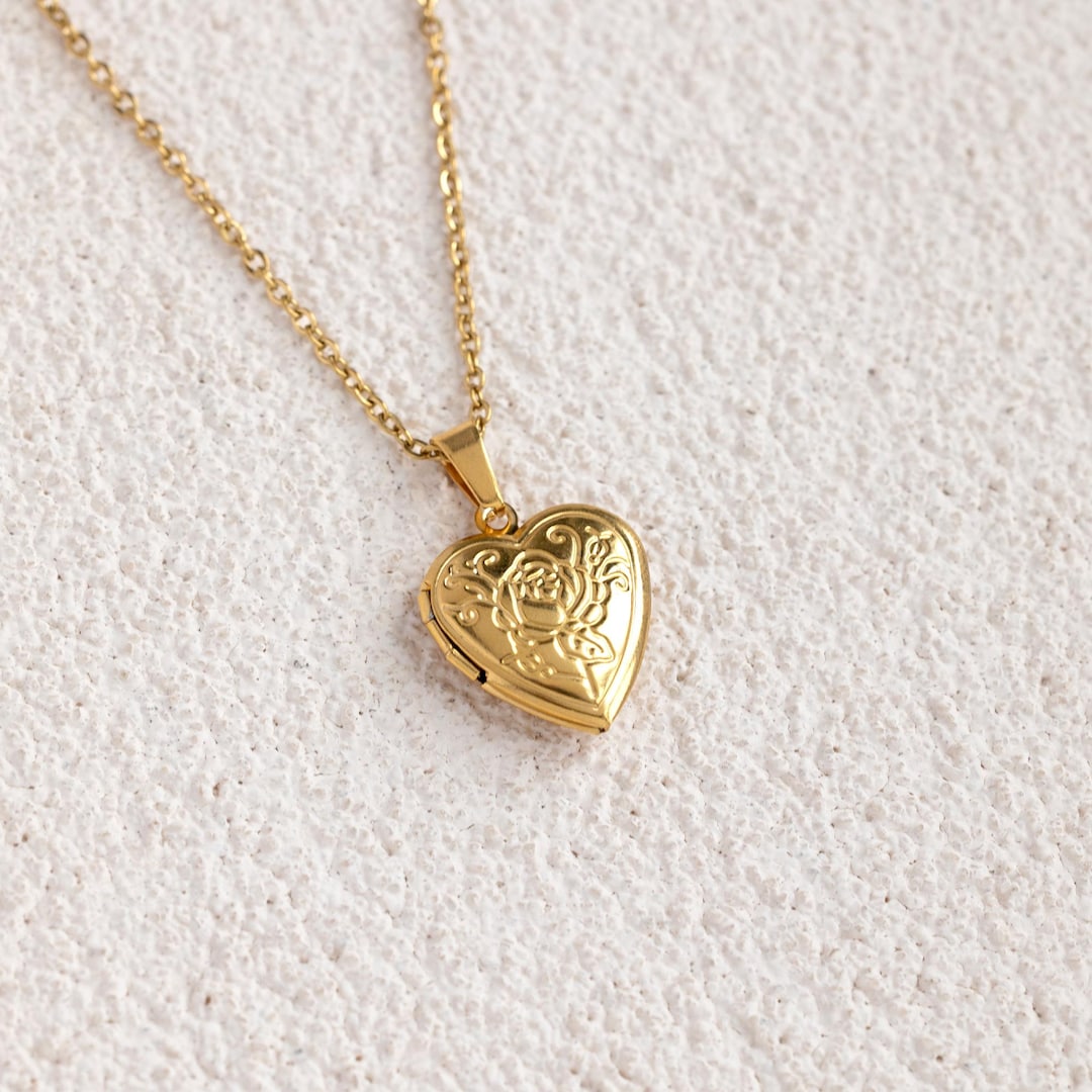Small Heart Locket Neckalce With Photo, Photo Locket Necklace, Memorial ...