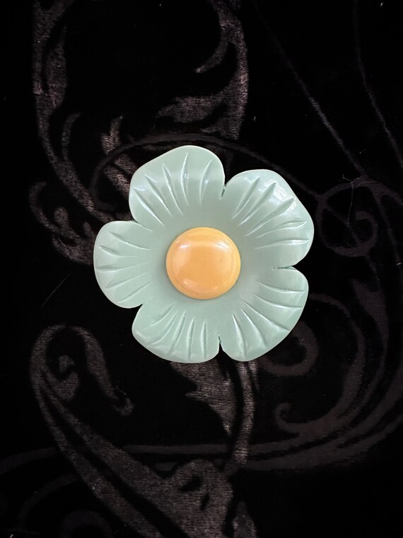 vintage celluloid flower brooch - Gem