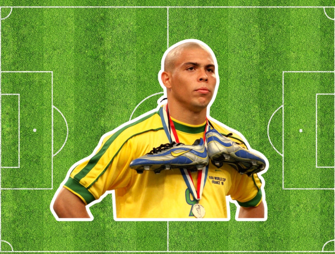 Ronaldo Nazario Fan Sticker, Player Portrait Decal, Laptop Decal ...