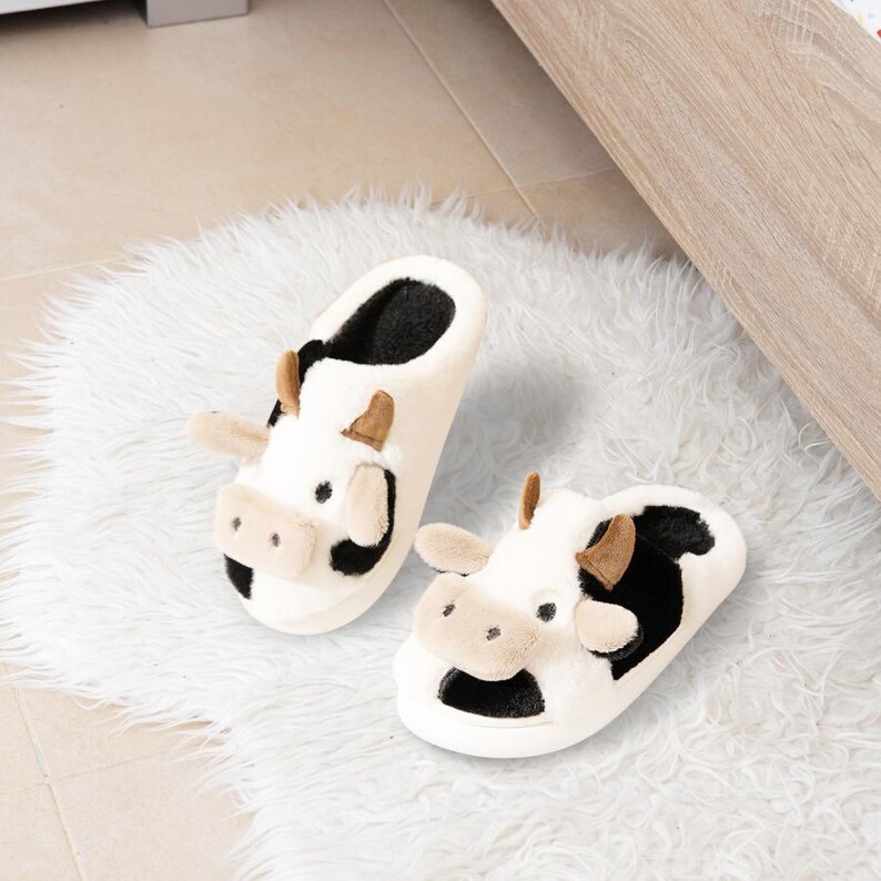 Comfy & Cute Cow House Slippers Fluffy Women Slides Fuzzy Soft Slippers Comfortable Cartoon ...