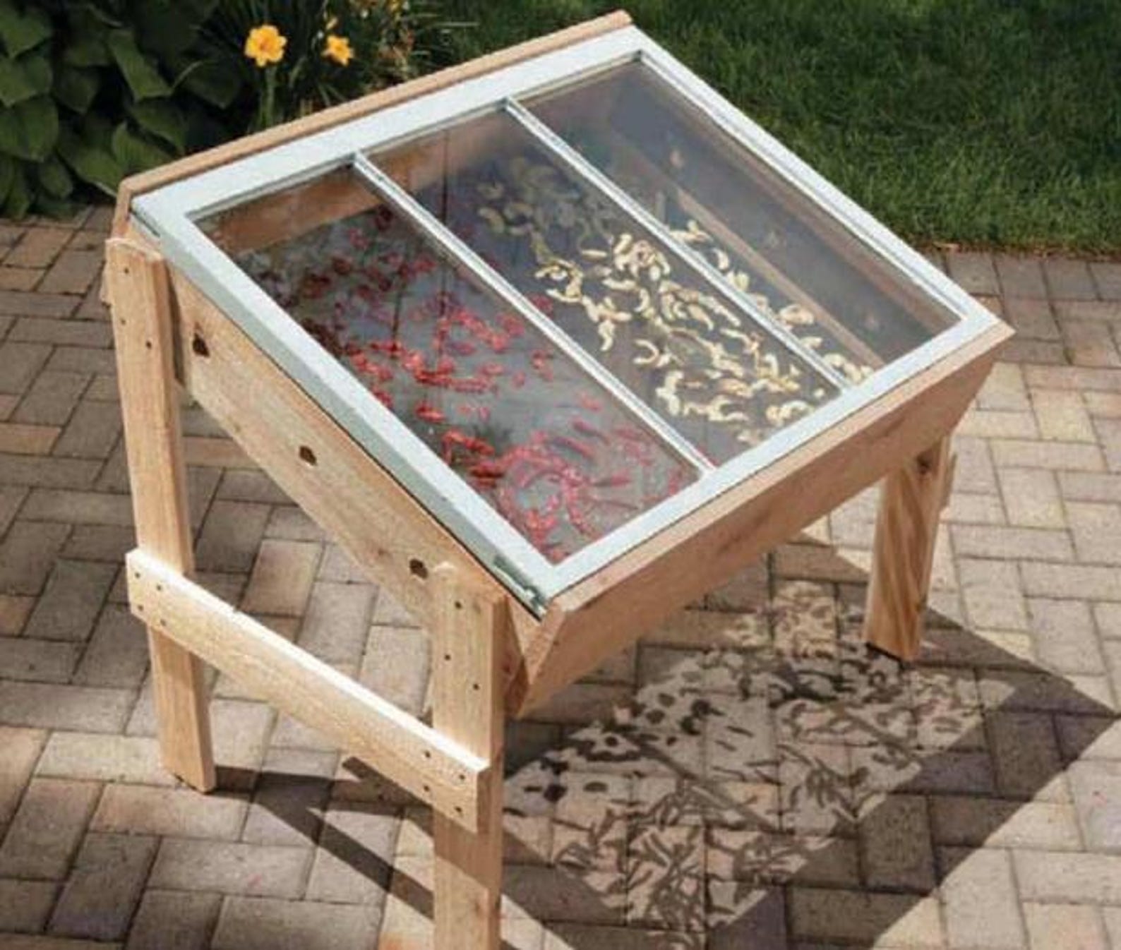 4 DIY Portable Solar Fruit Dryer Dehydrator and Cooker Woodworking ...