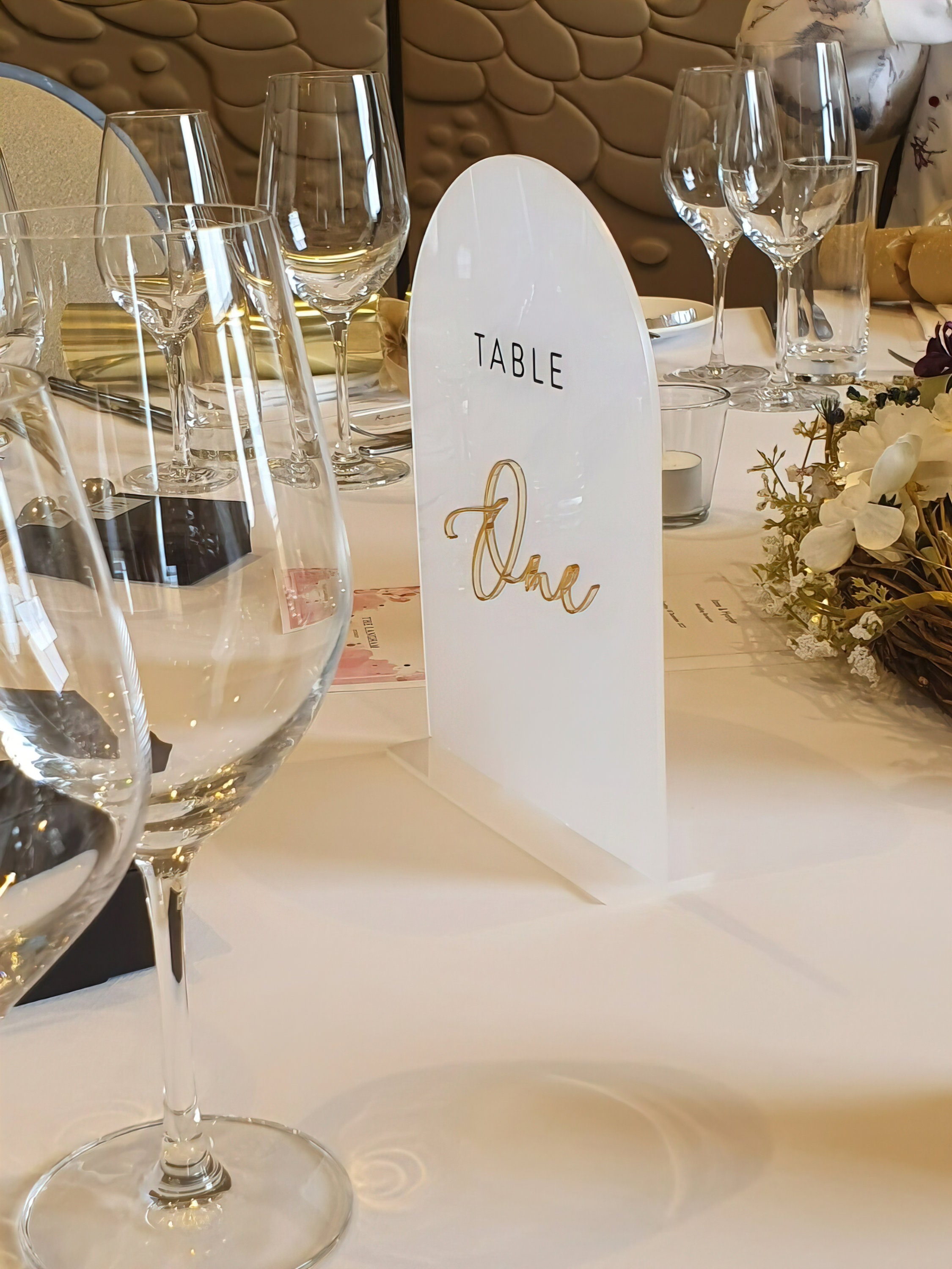 3D Arched Acrylic Table Number Sign Stand Wedding Table Decor White ...