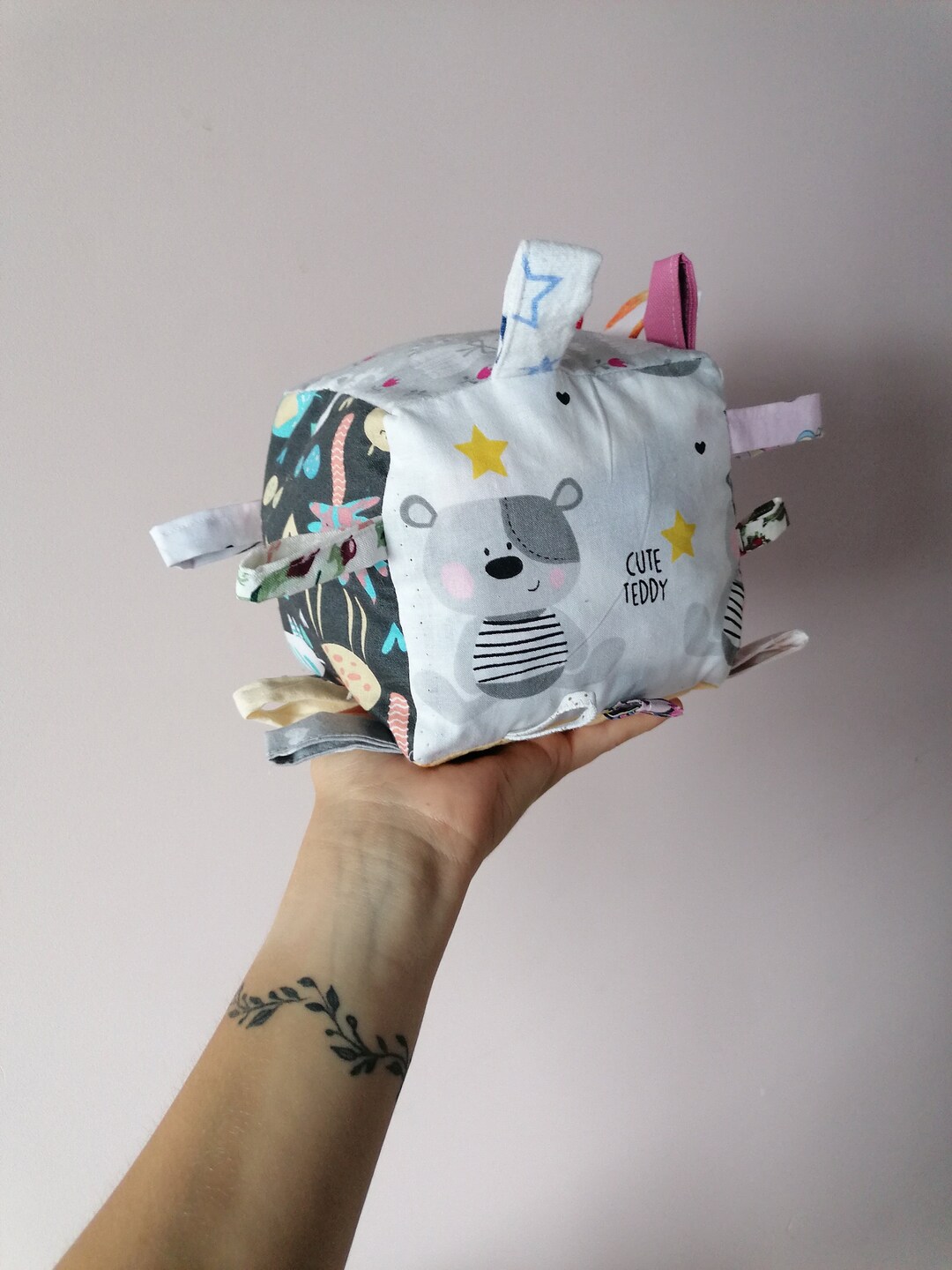 Eco-friendly Sensory Cube for Newborns, Handcrafted Sensory Cube for ...