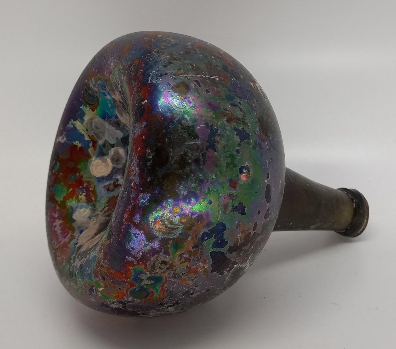 Old Onion Bottle 17th Century Iridescence Dutch Excavation Voc Antique ...