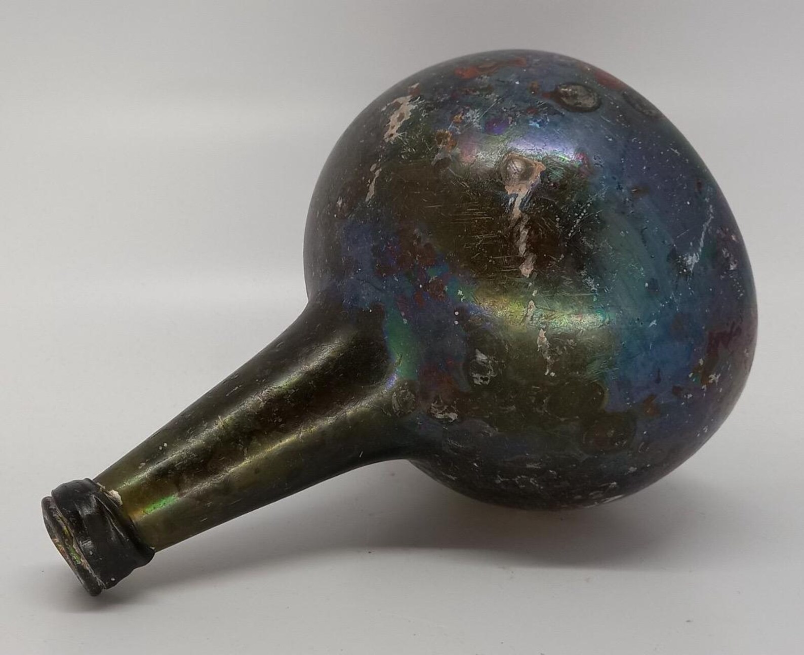 Old Onion Bottle 17th Century Iridescence Dutch Excavation Voc Antique ...