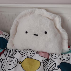 Large Dumpling Squishy Cushion, Hug Me Plush Dim Sum Soft Toy ...