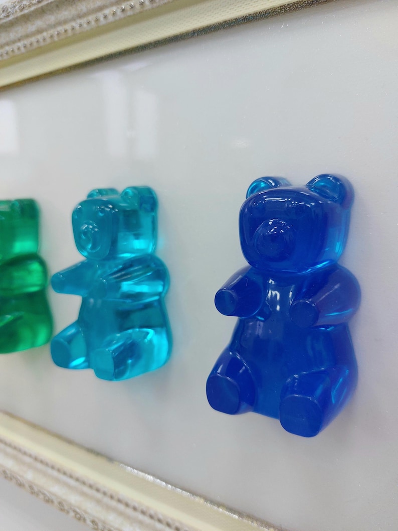 Pop Art 3D Rainbow Gummy Bear Multicolored Resin Sculpture Wall Art ...