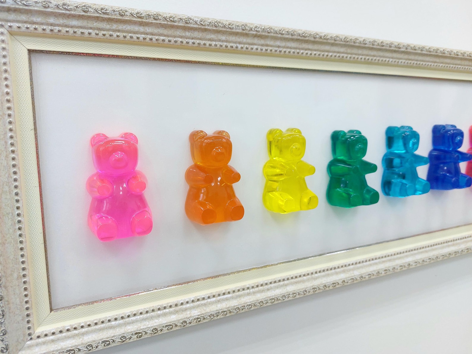 Pop Art 3D Rainbow Gummy Bear Multicolored Resin Sculpture Wall Art ...