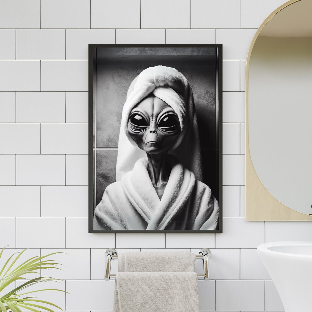 Roswell Alien UFO Bathroom Wall Art, Alien in Bathrobe Decor, Kids ...