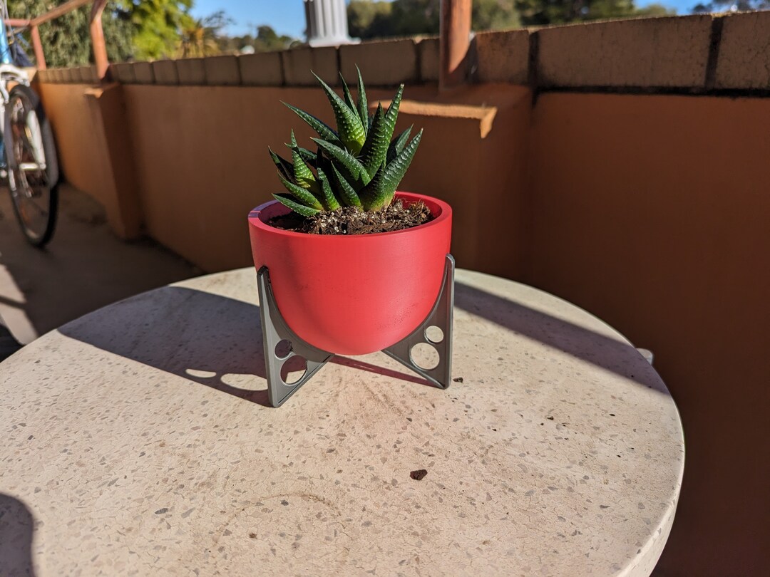 Fallout Series Inspired 3d-printed Atomic Plant Pot - Etsy