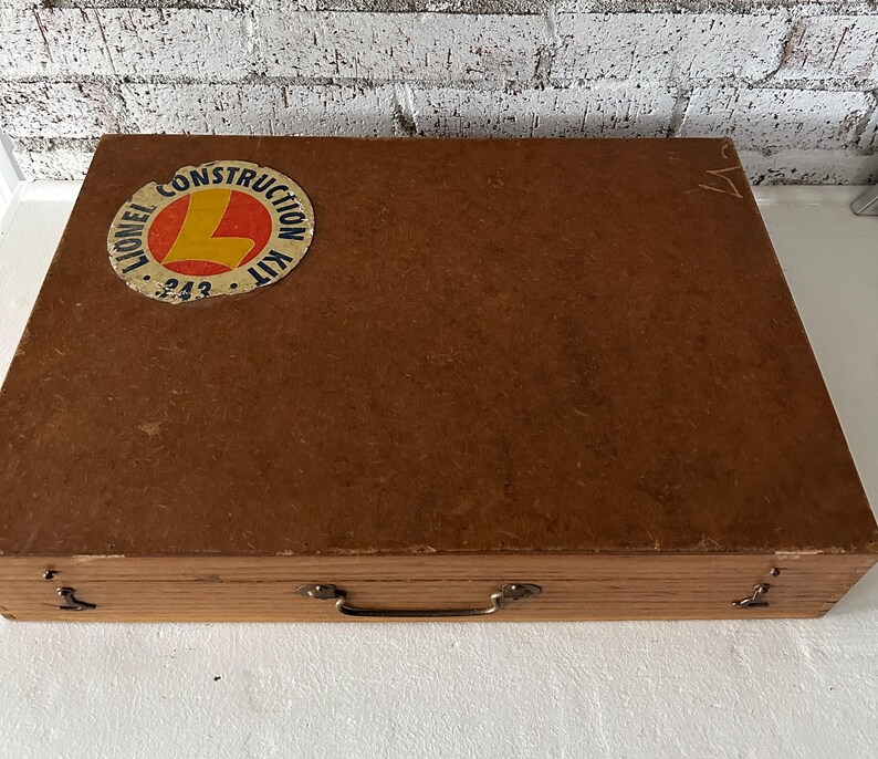 Mid Century Vintage Lionel Construction Erector Set in Wooden Case With ...
