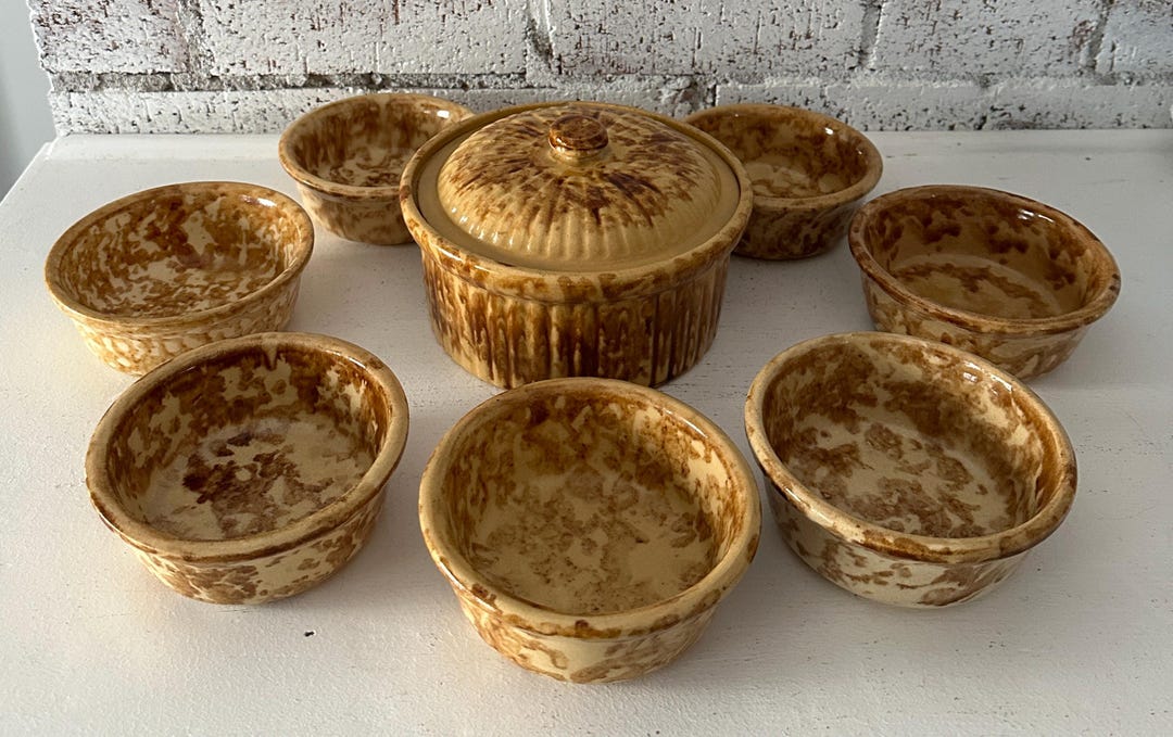 Vintage 8 Piece Set of Bennington Rockingham Pottery, Covered Casserole ...
