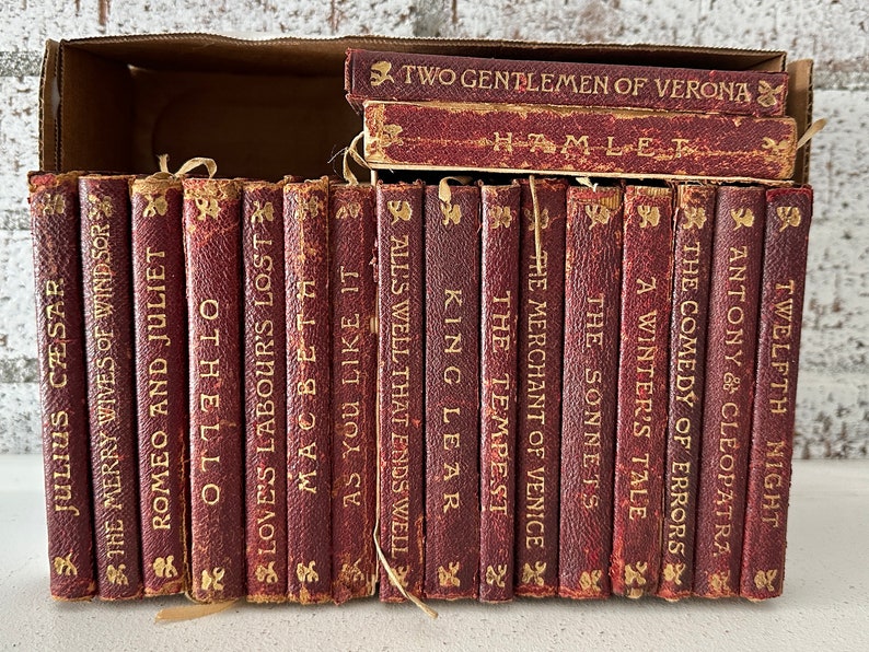 The Temple Shakespeare, Antique Leather Bound Miniature Book Series ...