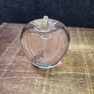 Vintage Sugahara Japanese Clear Art Glass Apple Shaped Paperweight ...