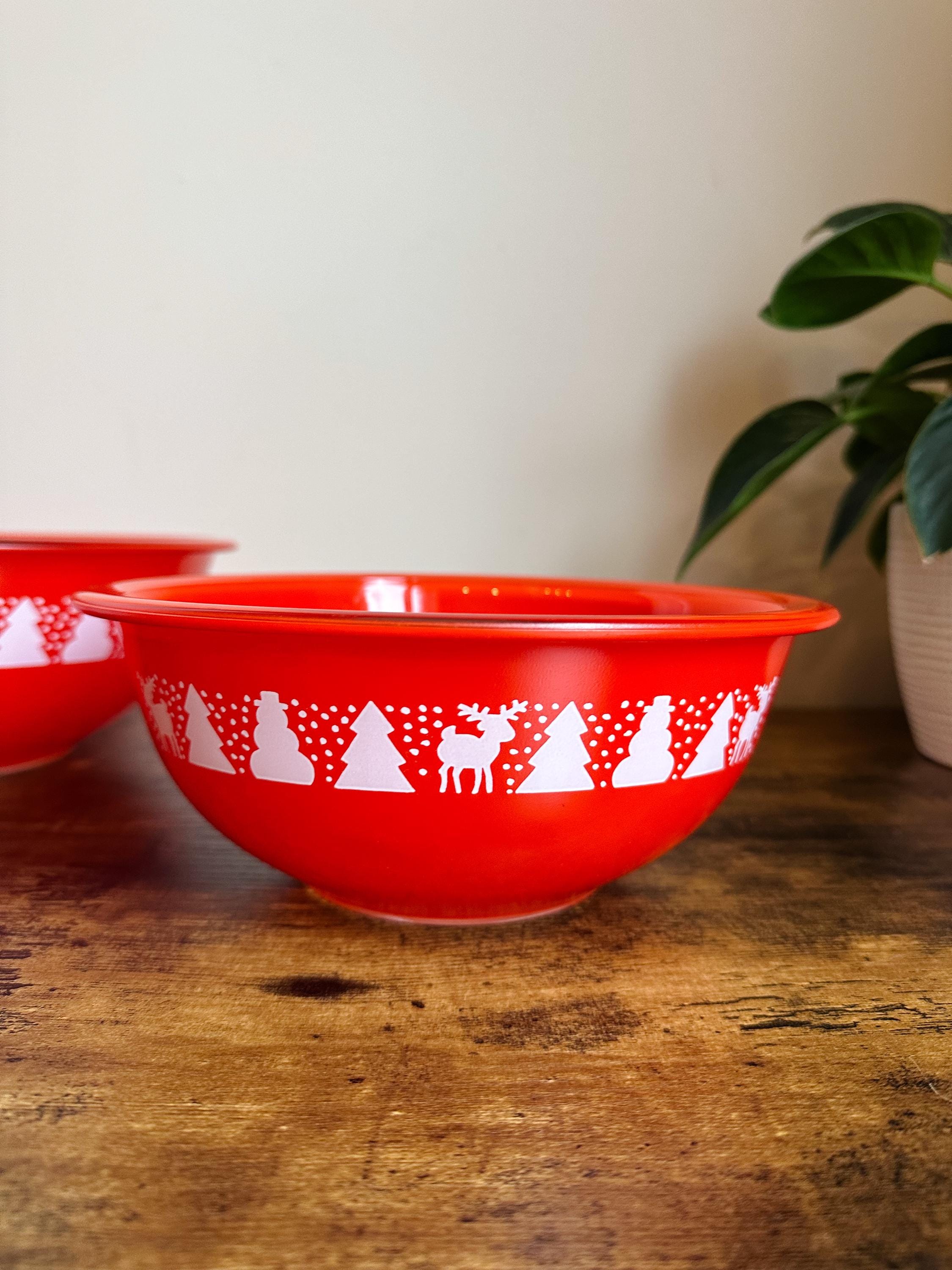 Rare Vintage PYREX Christmas Mixing Bowl Set, Red Holiday Decor - Etsy