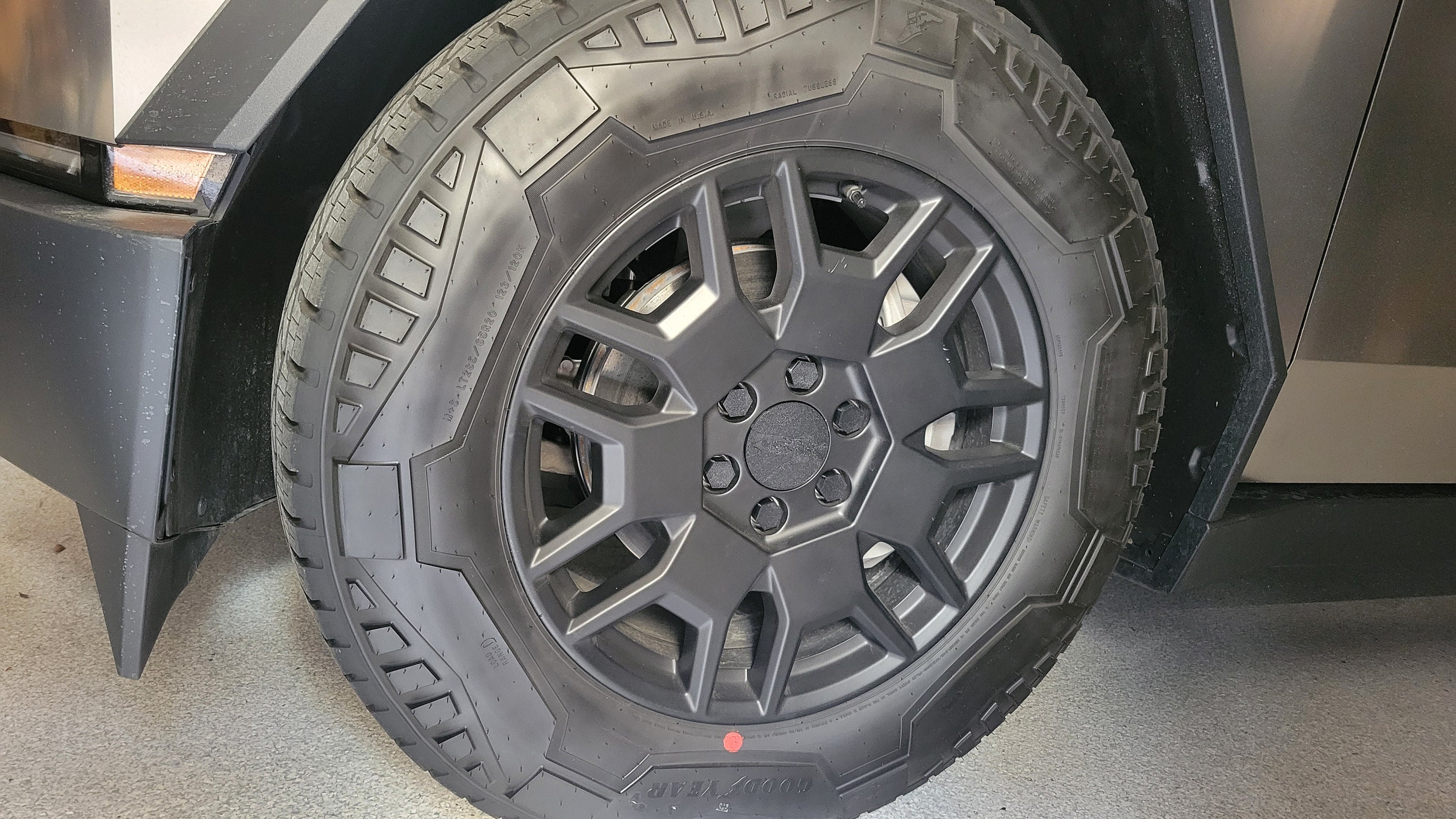 Tesla Cybertruck Wheel Center Caps & Bolt Cover Caps - Etsy