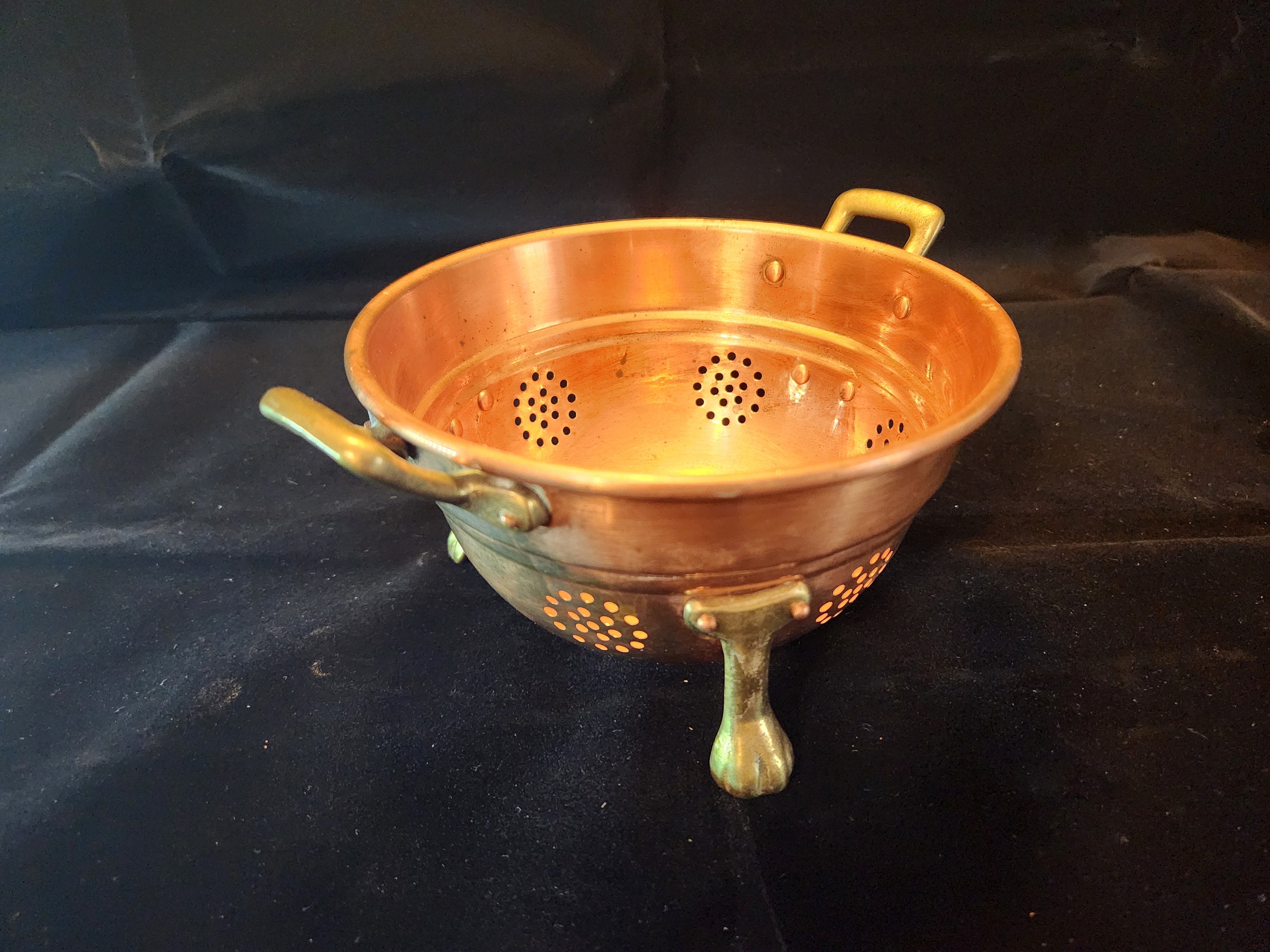 Vintage Solid Copper Berry Colander With Brass Handles and Legs - Etsy