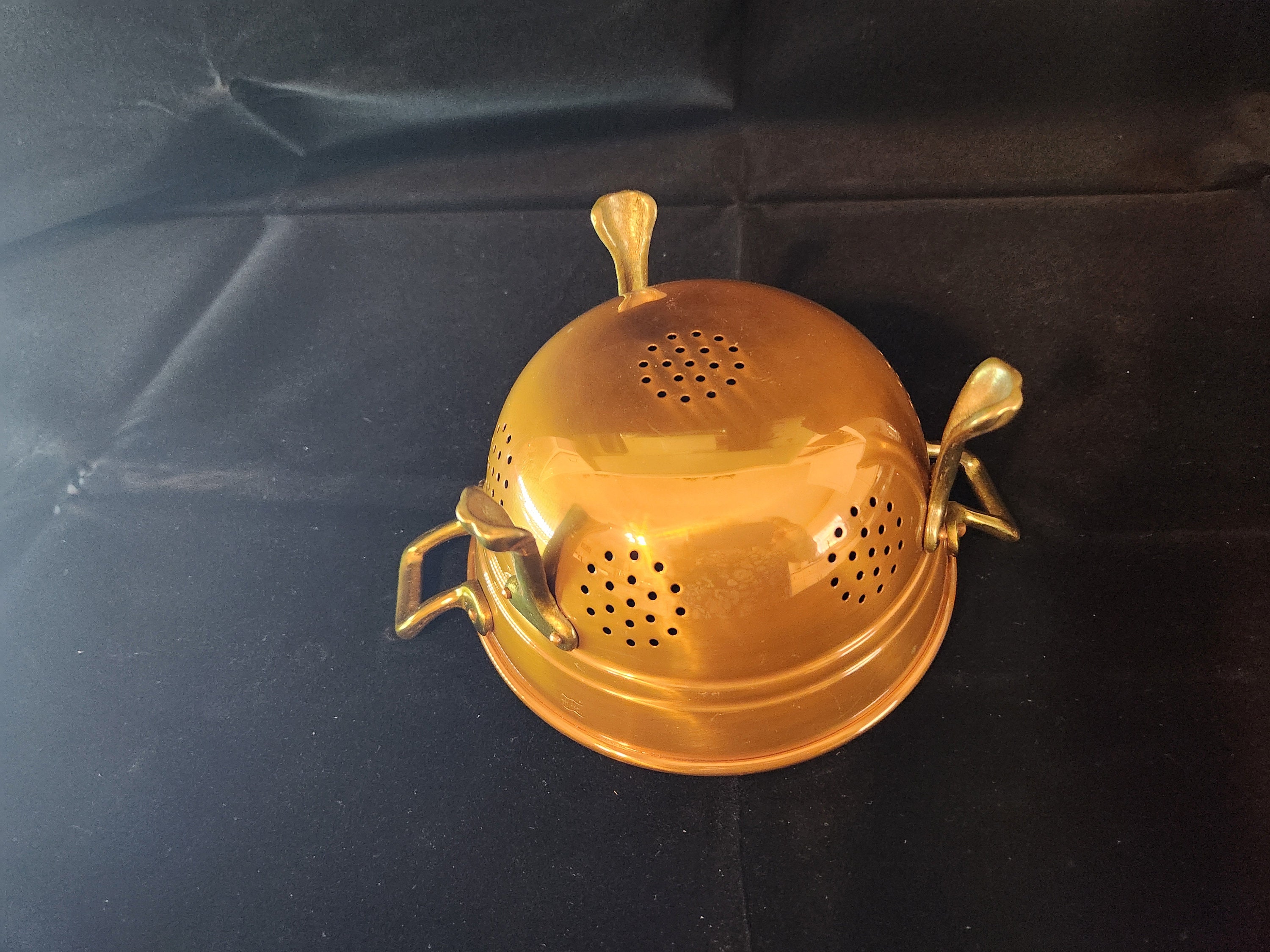 Vintage Solid Copper Berry Colander With Brass Handles and Legs - Etsy