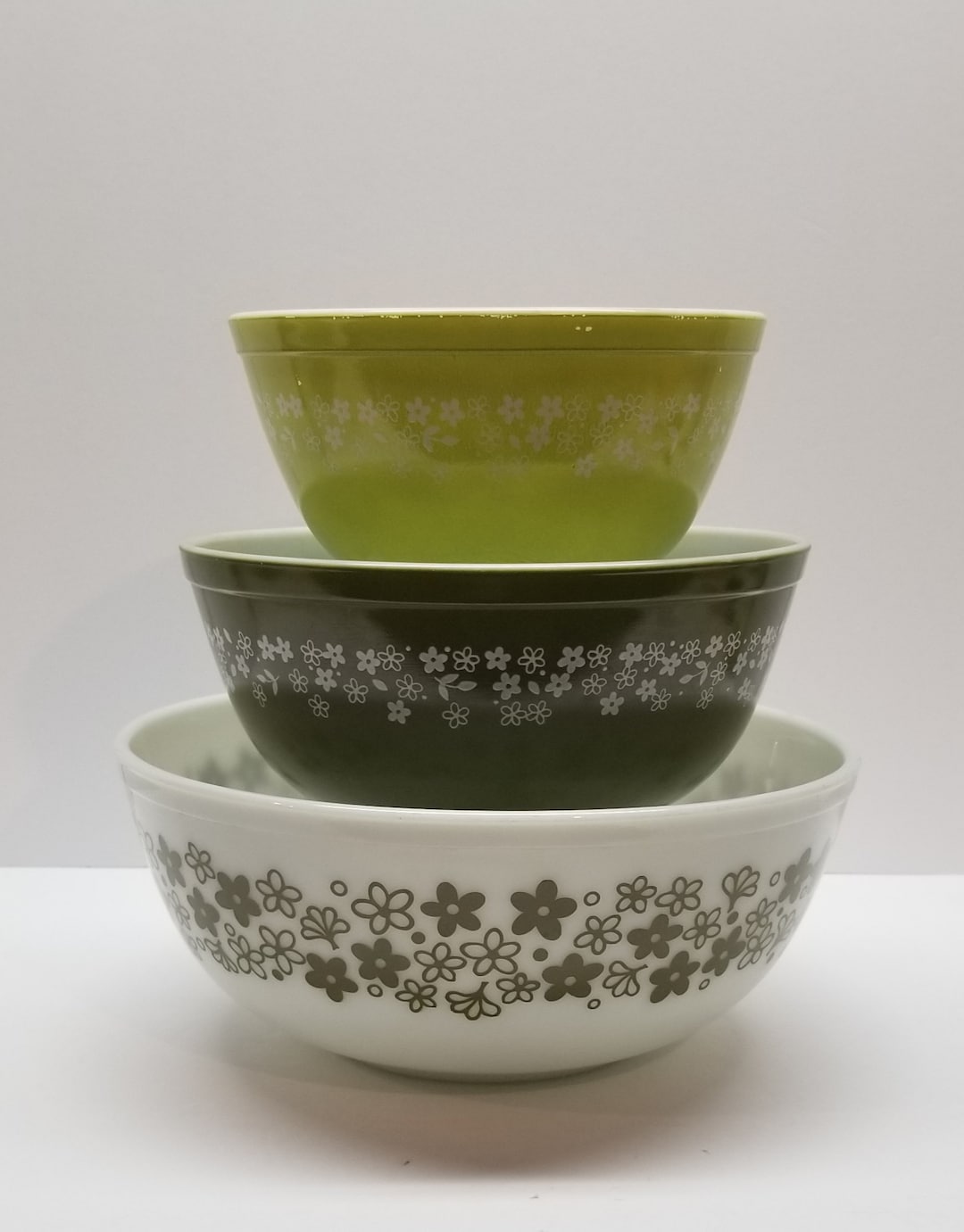 Vintage Pyrex Spring Blossom Crazy Daisy Set of 3 Mixing Bowls 404 403 ...