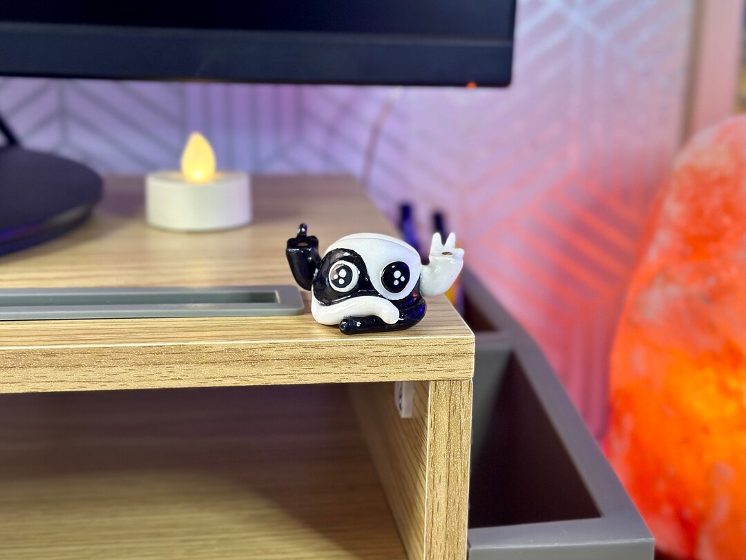 Sassy Yin Yang Desk Pal Polymer Clay Cute Resin Desk Buddy Desk Friend ...